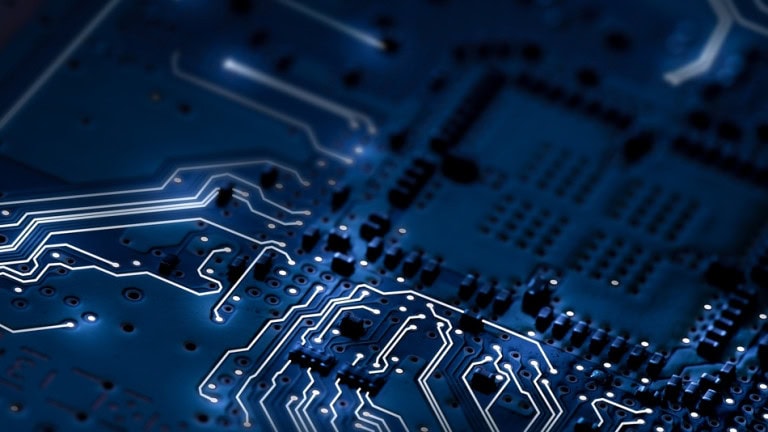 ¿Qué es hardware y software? Elementos fundamentales de la informática.